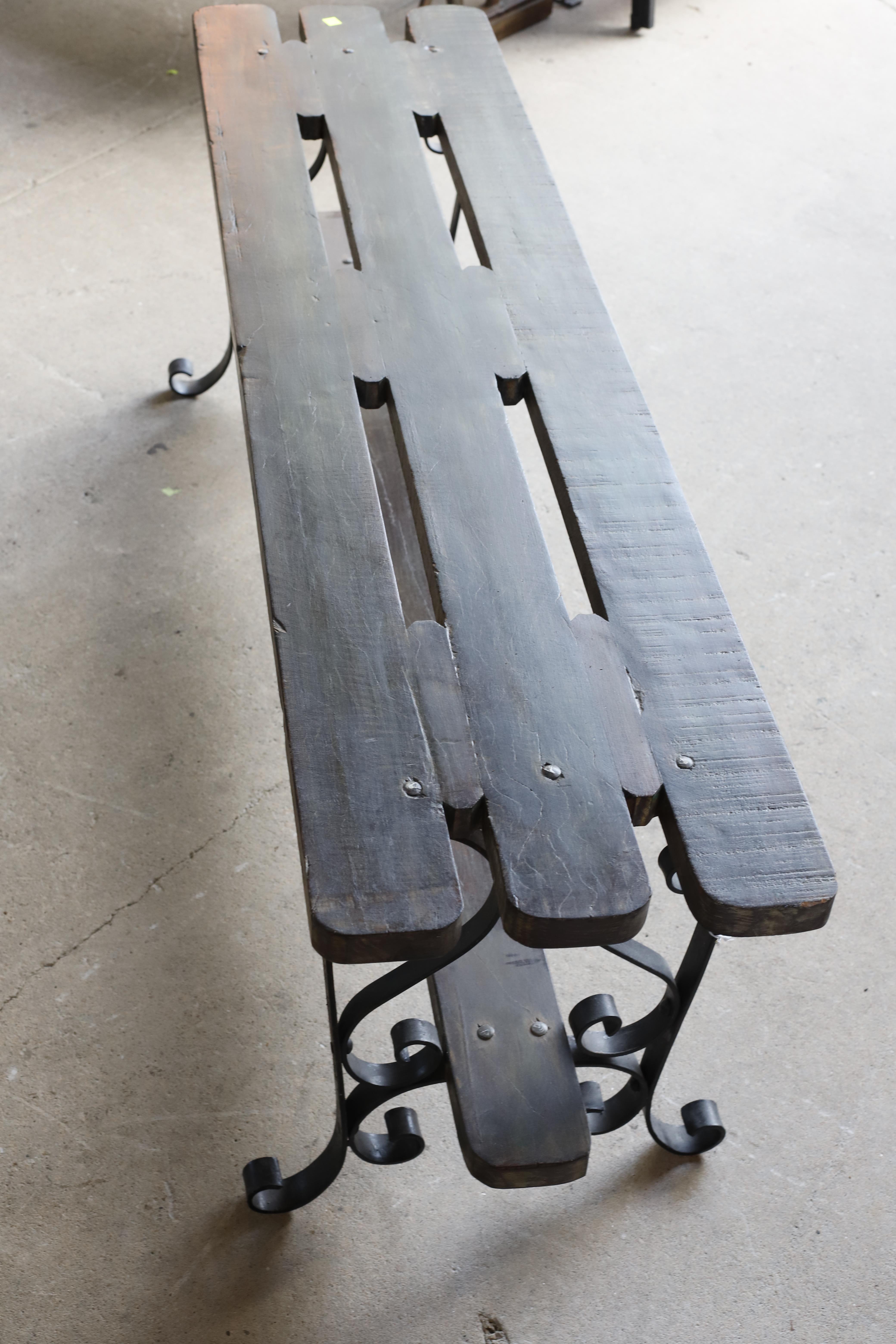 Lot 185 - BENCH